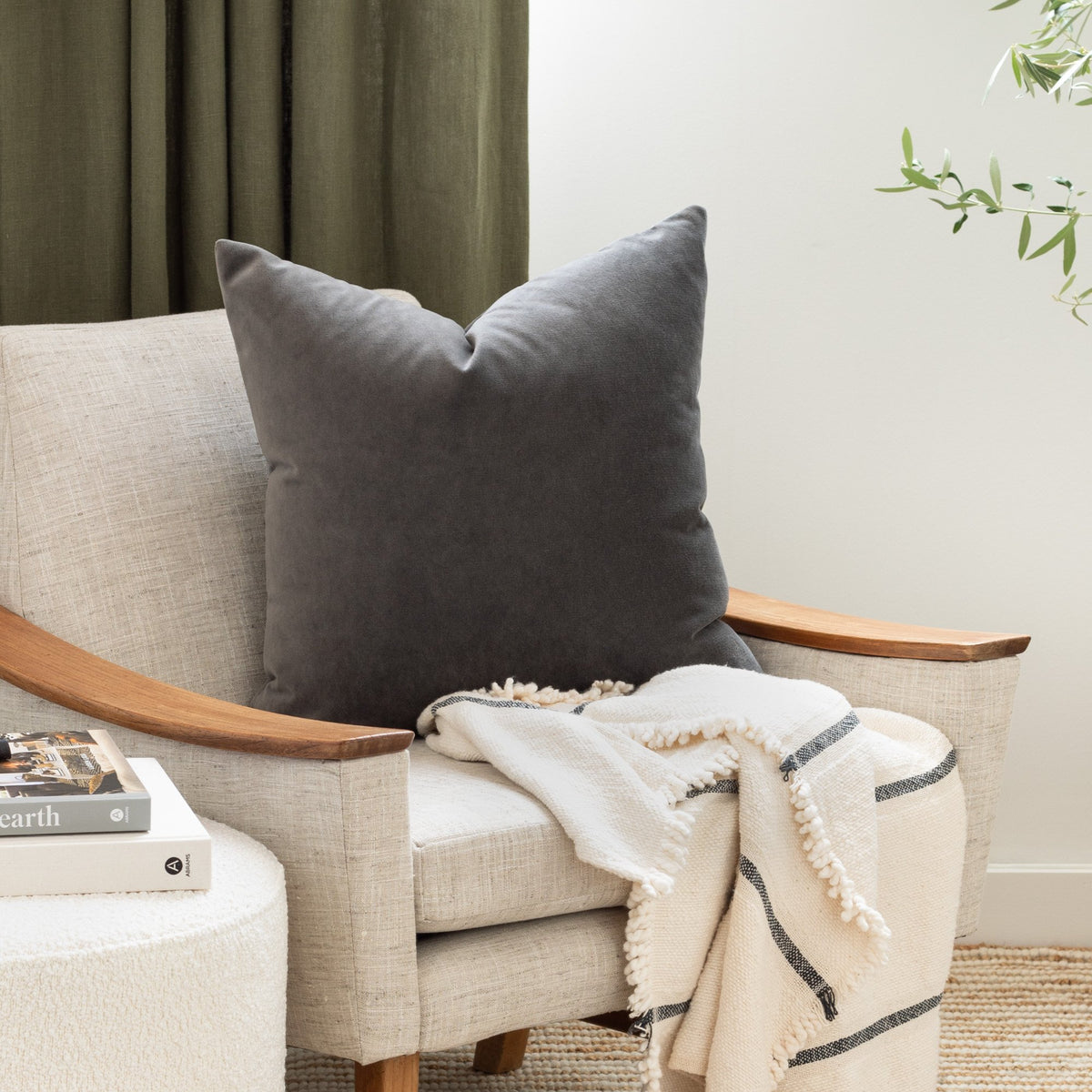 غطاء وسادة من ARMN Azure - رمادي فاتح