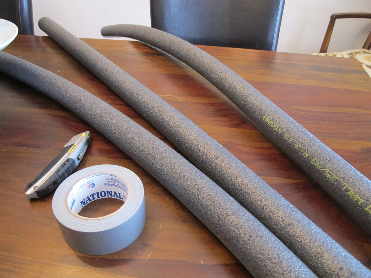 Pipe insulator — جعفر شوب